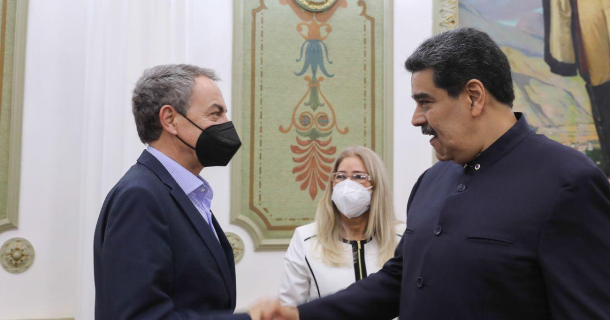 Zapatero y Monedero arropan a Maduro de cara a las elecciones de Venezuela Zapatero y Monedero arropan a Maduro de cara a las elecciones de Venezuela