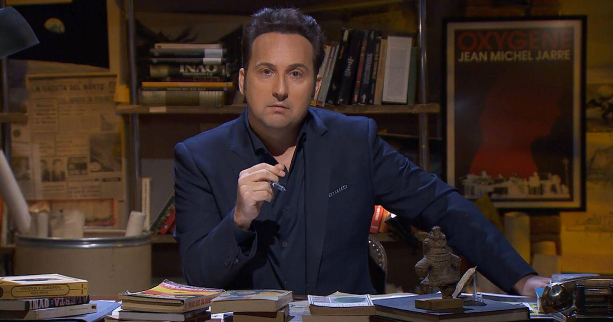 Iker Jiménez critica el uso del lenguaje inclusivo: «Cuando la idiocia ...