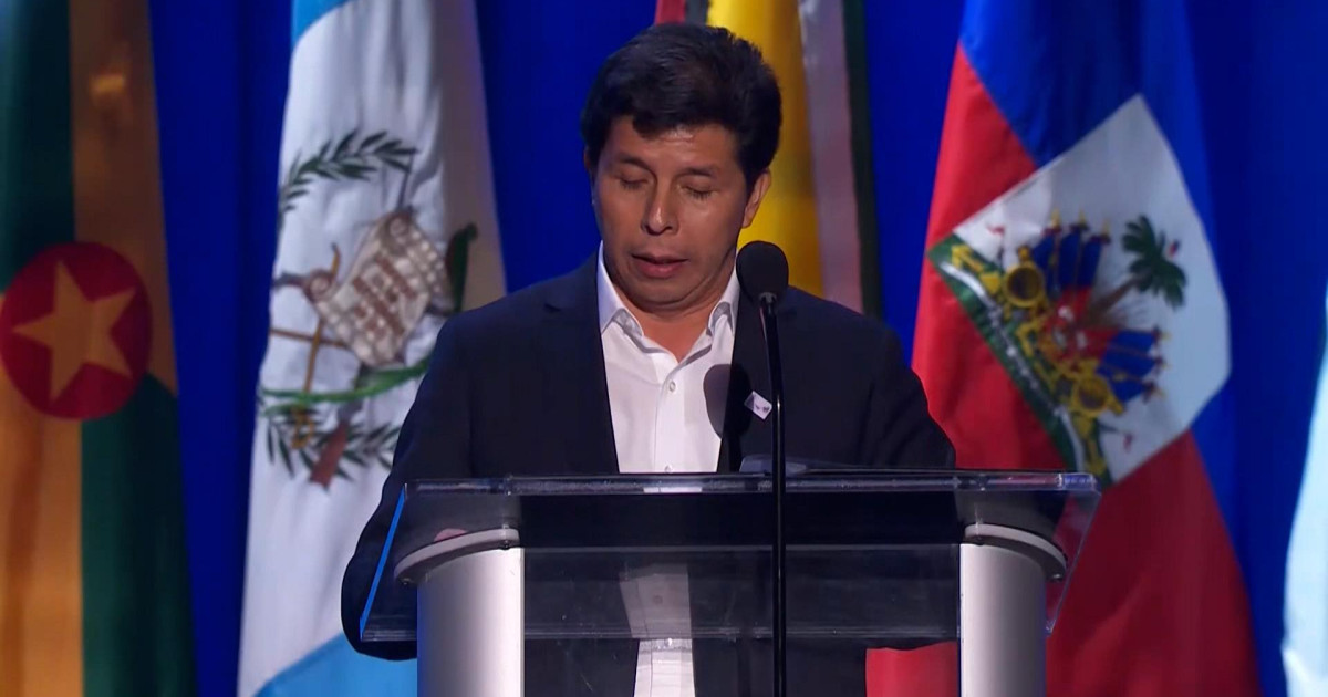 Castillo explica por qué ha dejado de llevar su famoso sombrero