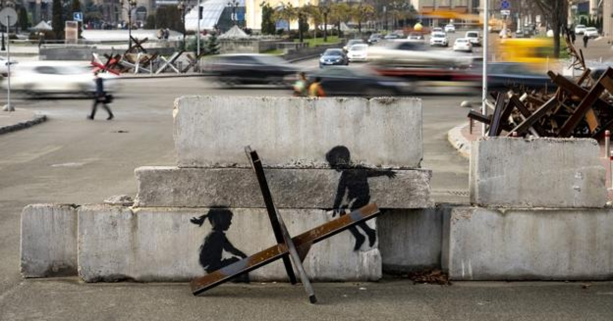 Los siete grafitis de Banksy en Ucrania contra Putin y la devastación ...