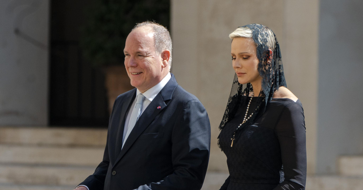 Alberto de Mónaco y la Princesa Charlene, desolados tras la muerte de ...