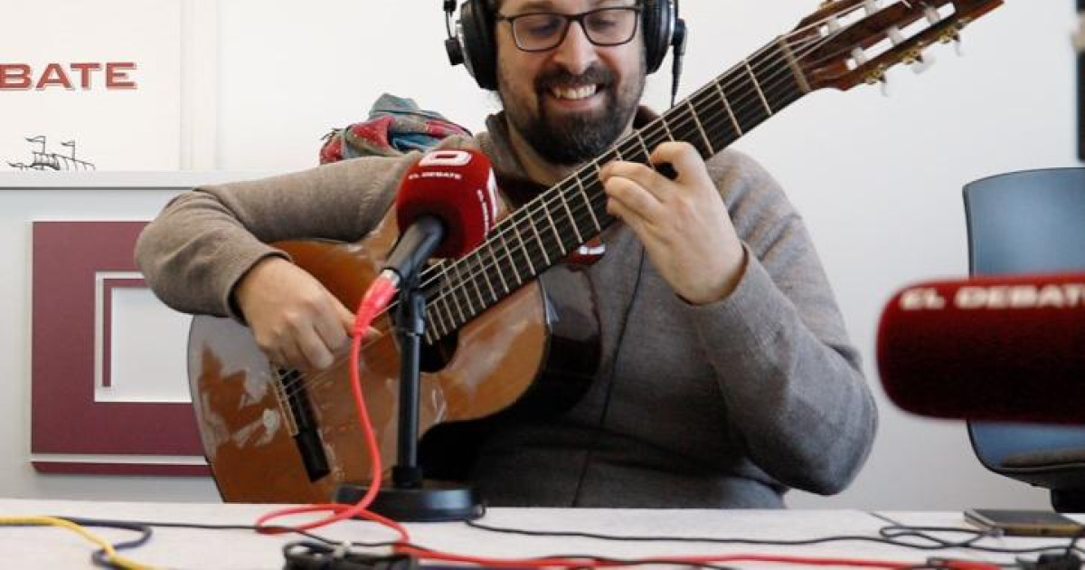 El guitarrista argentino Raúl Chiocchio, protagonista de La usina del tango