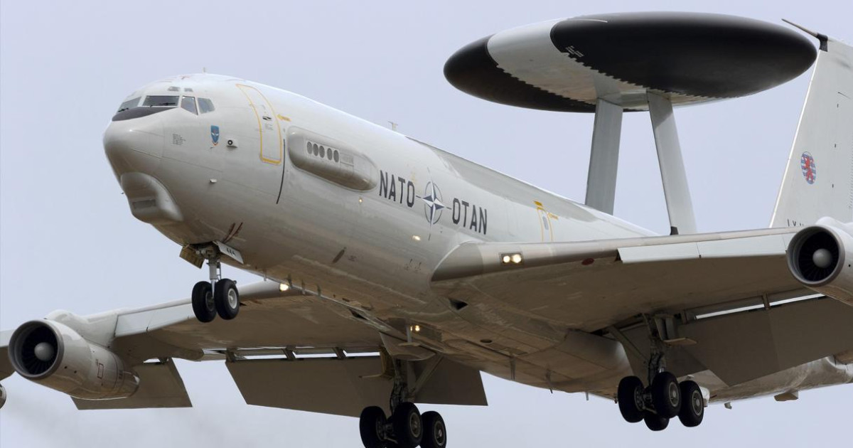 LOS HOMEROS SIMPSON CHETOS A LOS TUMBOS CON EL MANEJO -DENTRO DE LA ILEGALIDAD- DE LA FACULTAD ...