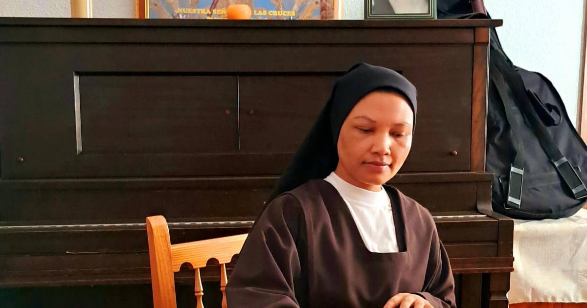 «Jesús es el que está, alguien que me habita susurrando: ¡qué hermosa ...