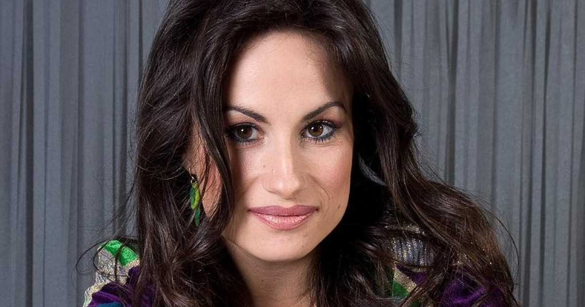 La poeta «directa, radical y feminista» Yolanda Castaño gana el Premio ...