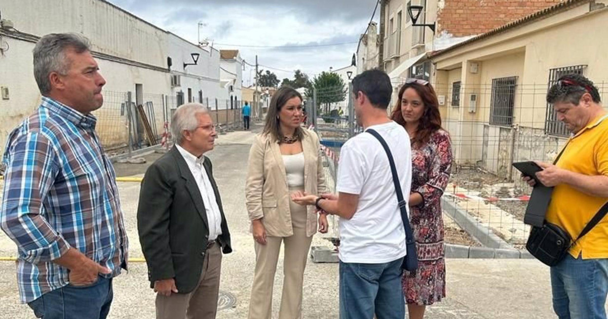 La Montiela reforma una de sus principales vías urbanas con cargo al PFEA