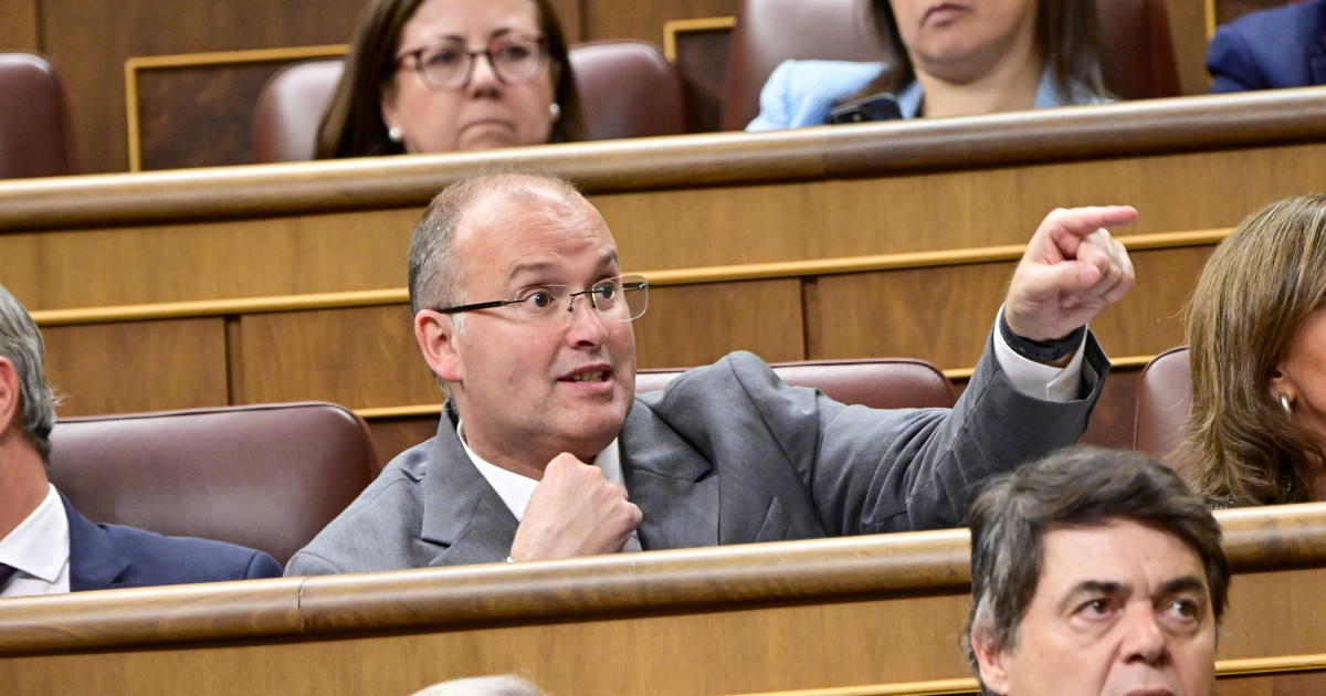 Miguel Tellado (PP) ofrece una rueda de prensa