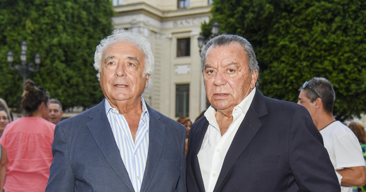 El nuevo himno de España lo cantan Los del Río