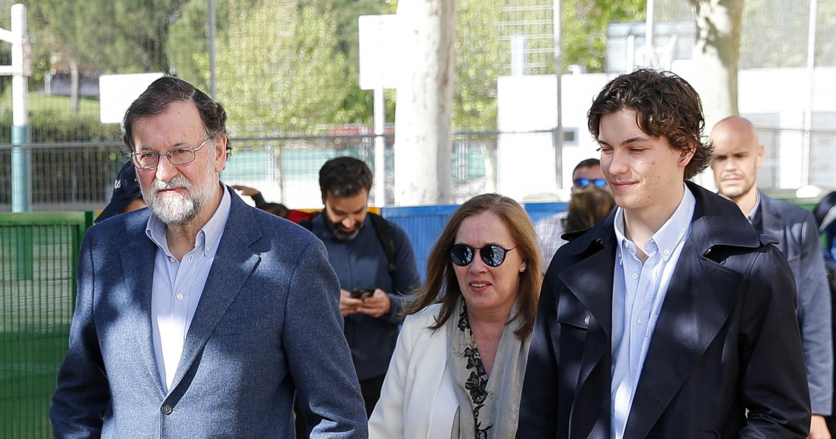 ¿A qué se dedica Mariano Rajoy Jr., el discreto hijo del expresidente ...