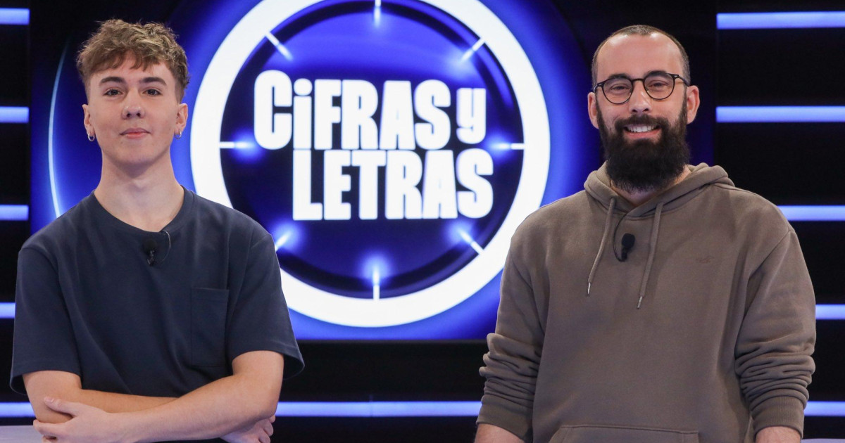 Álvaro Gamboa, el prodigio de las matemáticas que a sus 18 años asombra cada noche en Cifras y ...