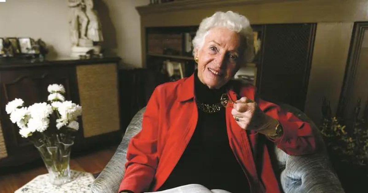Ruth Johnson Colvin, pionera de la alfabetización, muere a los 107 años