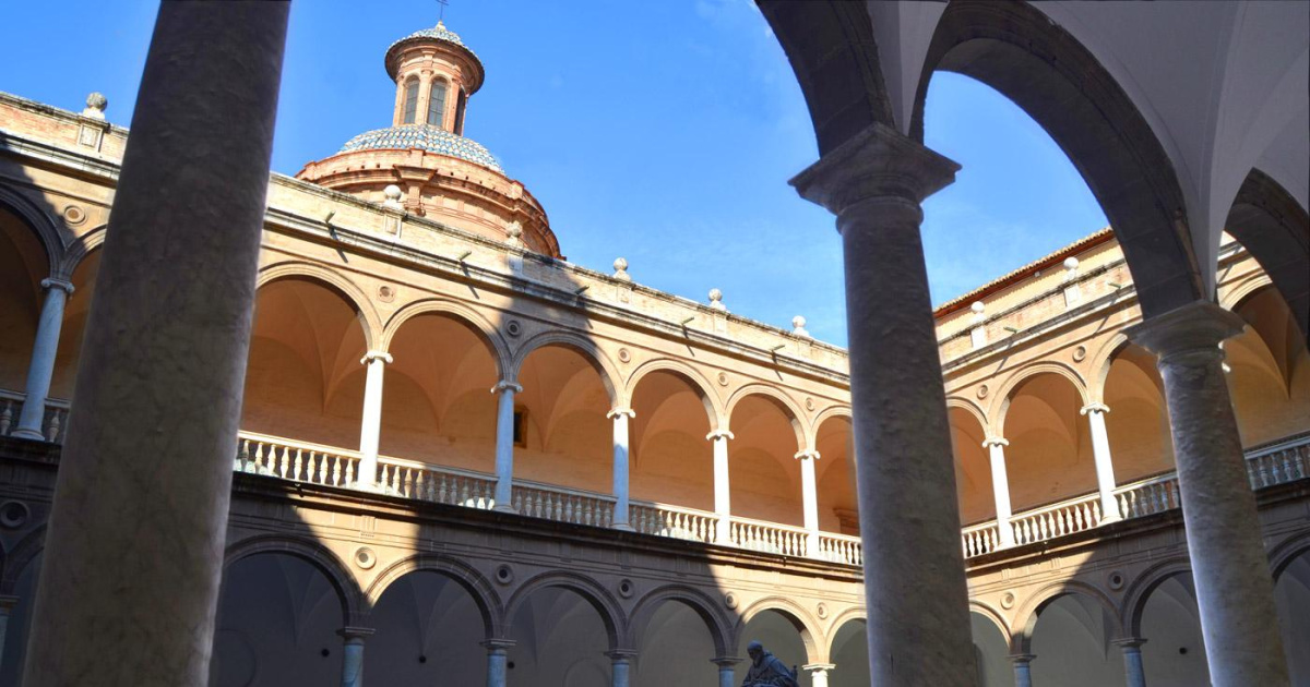 Así es el museo renacentista de Valencia con un imponente caimán ...