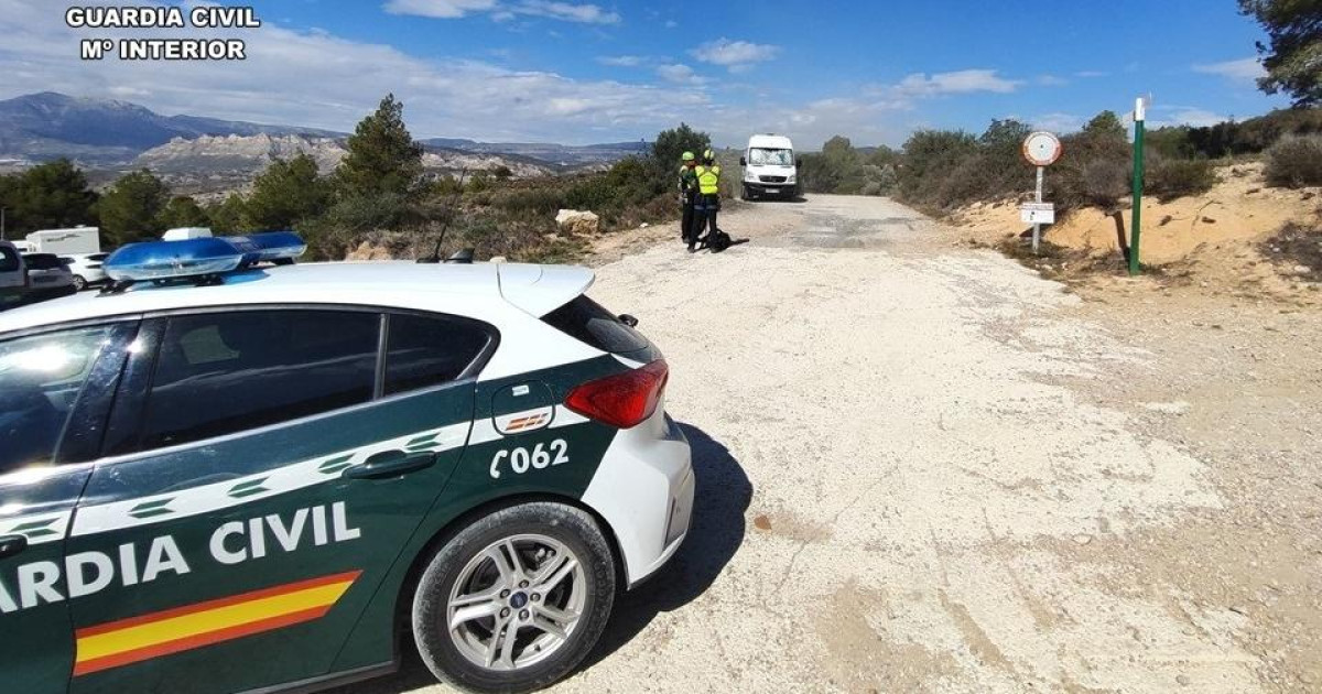 Un muerto y dos heridos tras el ataque de un ciervo en una finca de ...