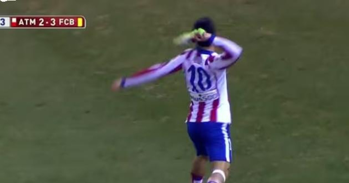 Arda Turan, que le lanzó una bota al asistente de Gil Manzano, se ...