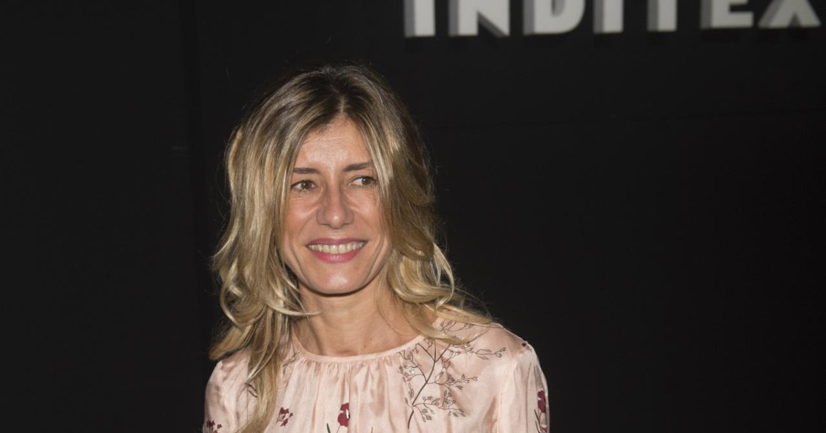 Begoña Gómez mandaba un reportaje de 'El País' en el que salía ella ...