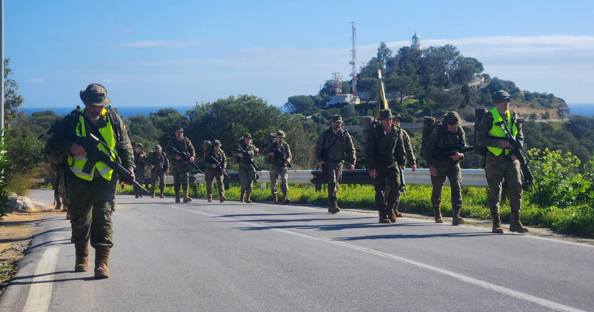 España refuerza su presencia militar en Ceuta y Melilla en una ...