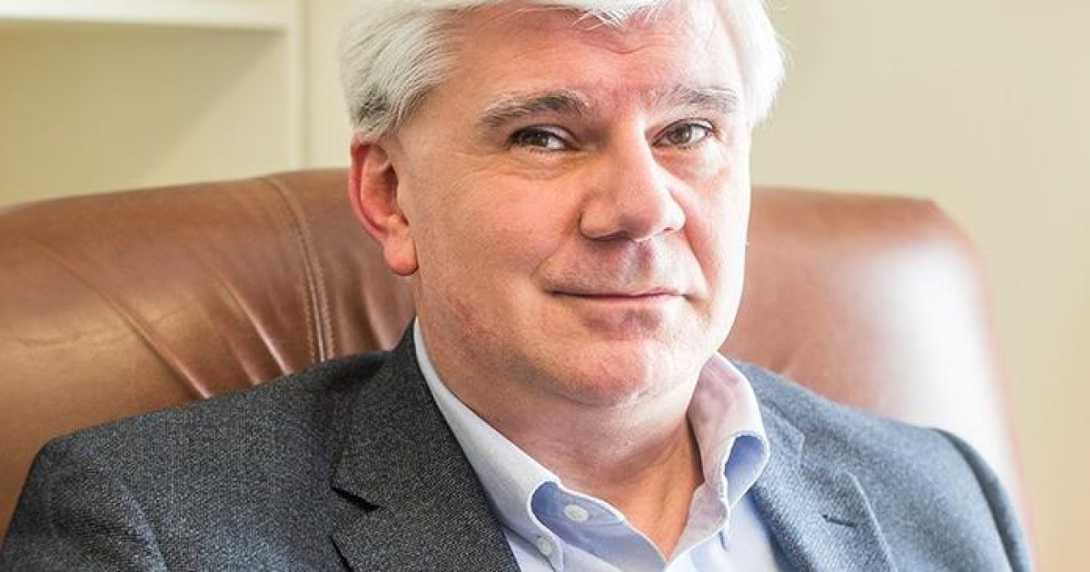 La historia de superación de Roberto Serrano, la 'mente maravillosa' española premiada por el Rey