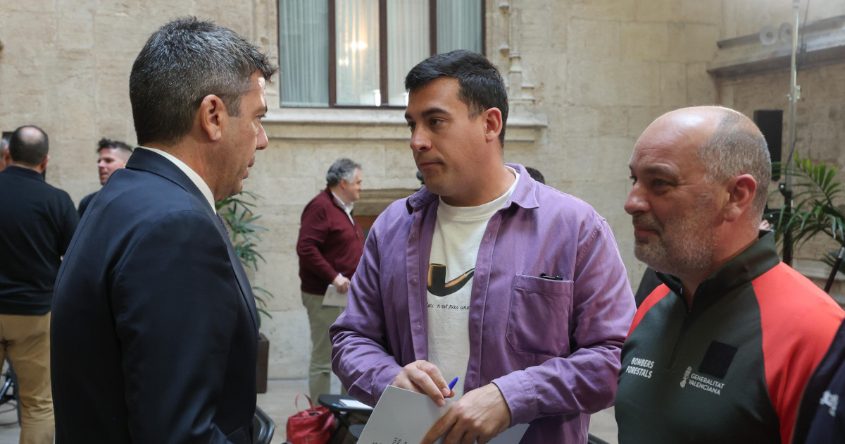 Mazón firma con los bomberos un acuerdo para que estén operativos a ...