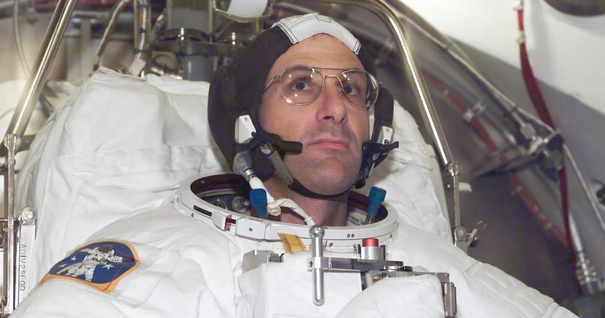 Un cumpleaños especial: el astronauta más longevo de la NASA regresa ...