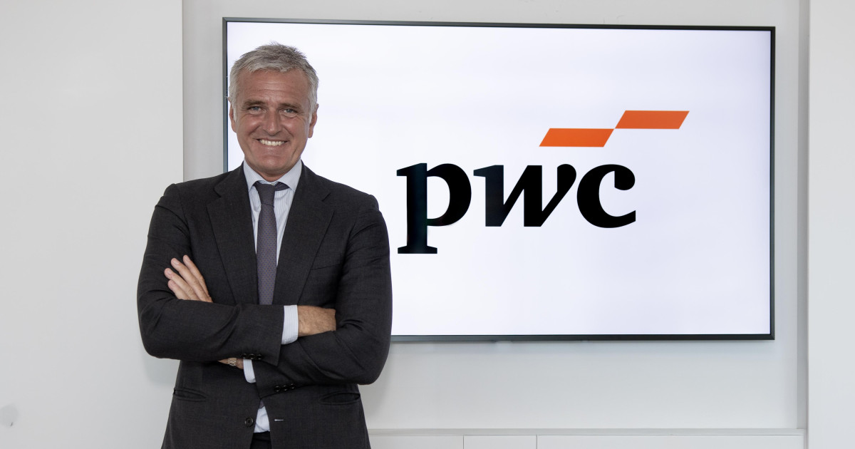PwC cambia de logo y color corporativo
