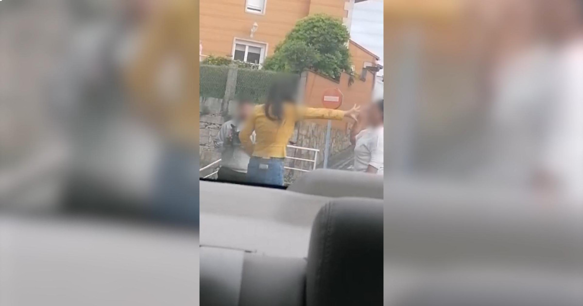 Una okupa agrede a una periodista durante el tercer intento de desalojo ...