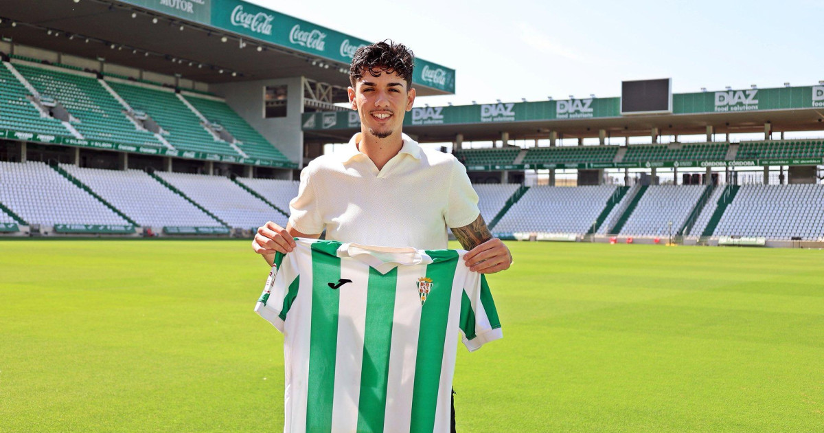 El Córdoba CF renueva a la perla de su cantera