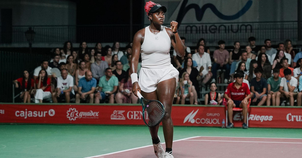 Clervie Ngounoue arrasa en Palma del Río