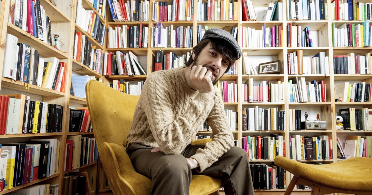 David Uclés: “Antes éramos punks, ahora los jóvenes son fascistas”
