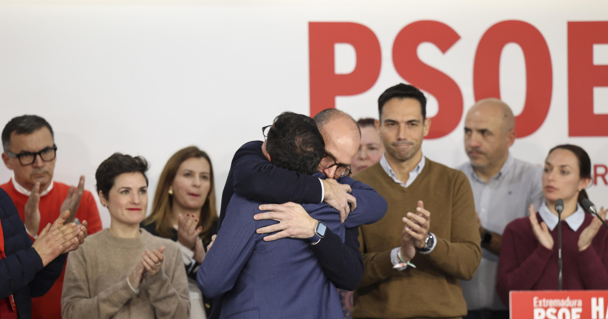 El éxito de Vox alivia el naufragio 'extremoduro' de Sánchez