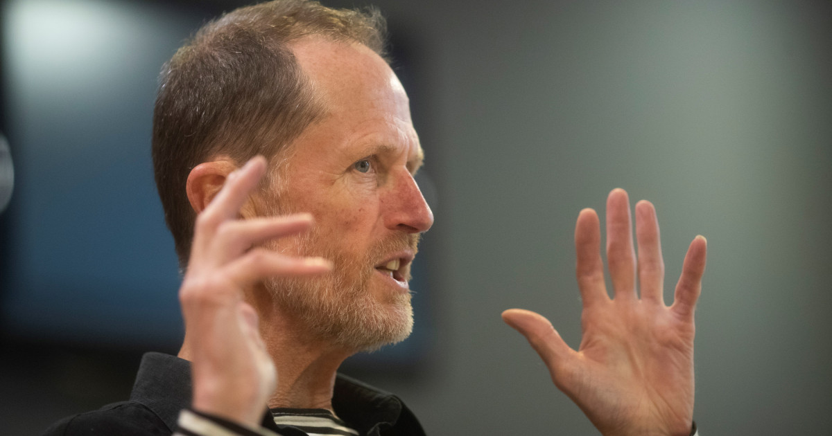 Philip Hoare traza en su nuevo libro un viaje a través del mar, el arte ...