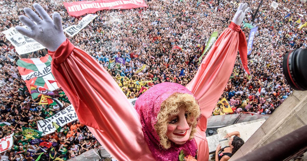 Bilbao recibe a Marijaia, que marca el comienzo de la Semana Grande