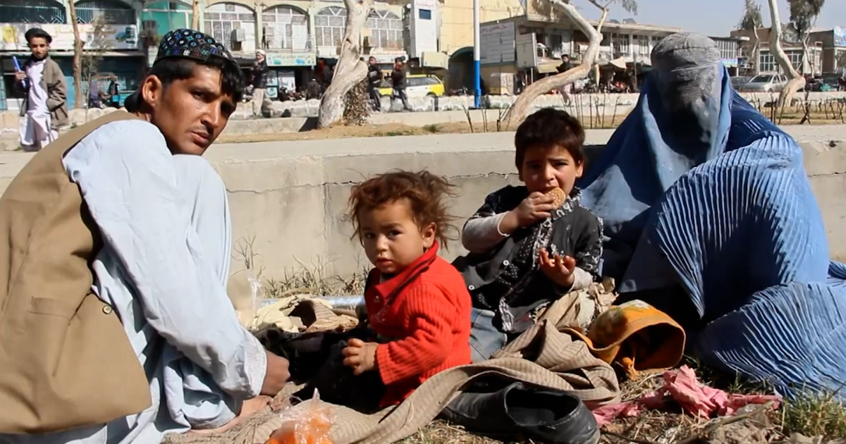 Los talibanes lanzan una campaña para limpiar las calles de Kabul de ...