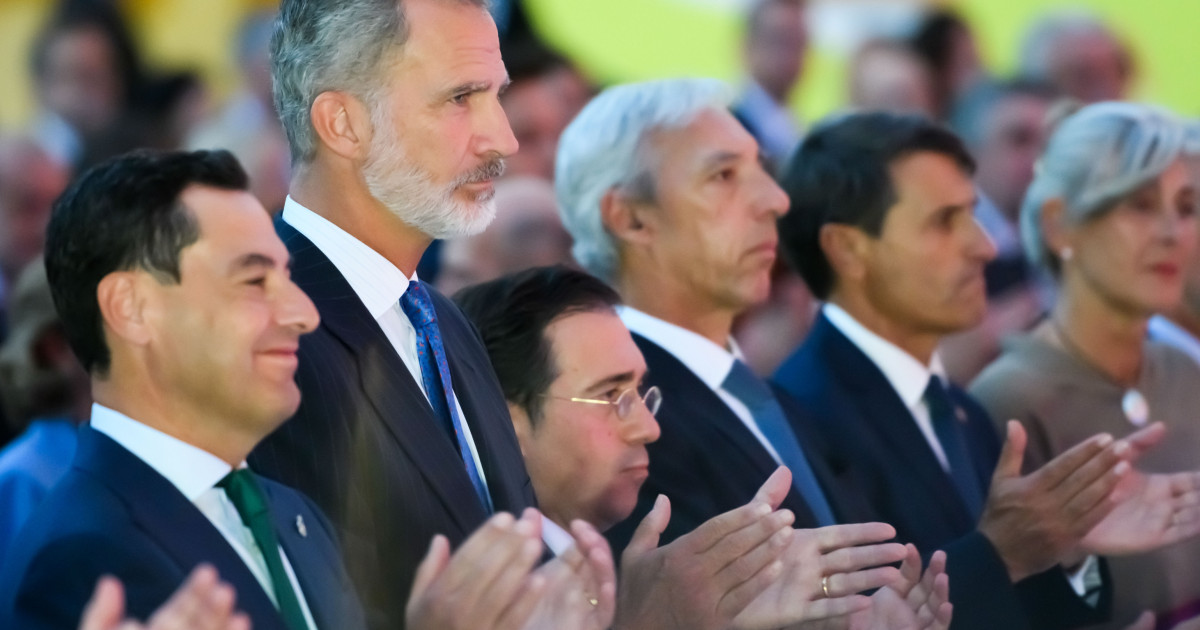 Felipe VI y Juanma Moreno participan en el V aniversario de la ...