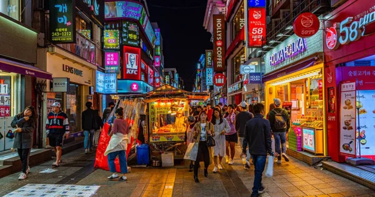 ¿Qué es Itaewon y por qué se congregó tanta gente para celebrar Halloween?