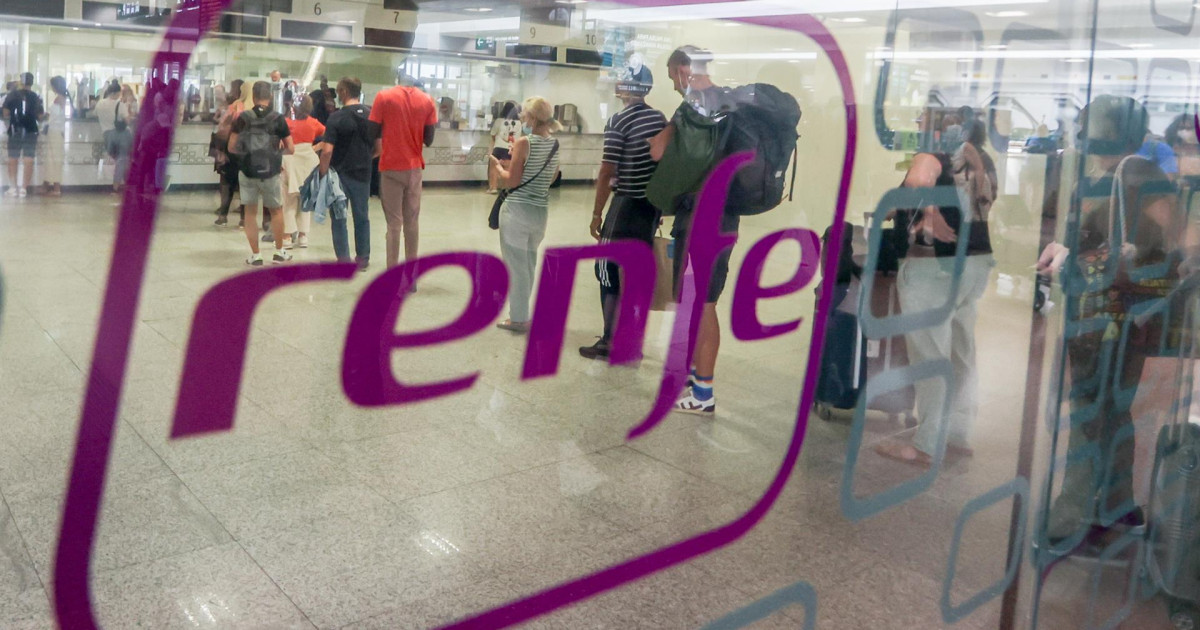 Los usuarios de Renfe podrán adquirir el día 29 los abonos gratuitos ...