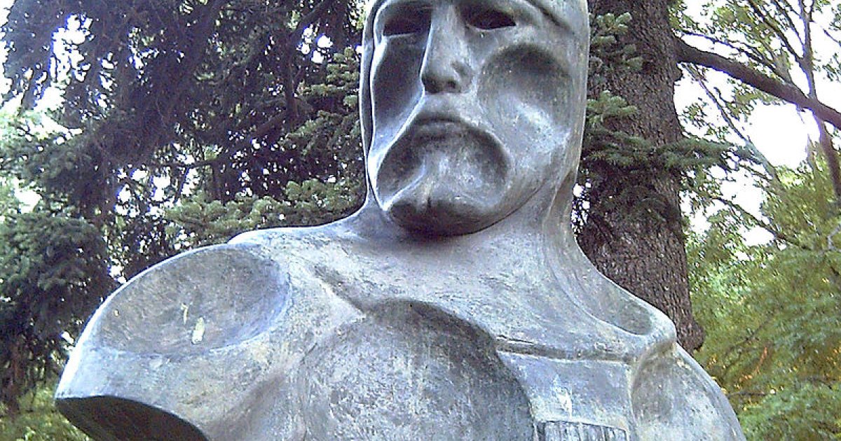 Las cinco obras más icónicas del difunto escultor y pintor valenciano Nassio Bayarri