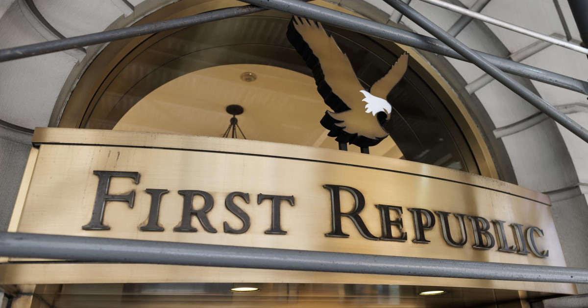 El First Republic Bank se desploma un 31,5 % a pesar del rescate de la ...