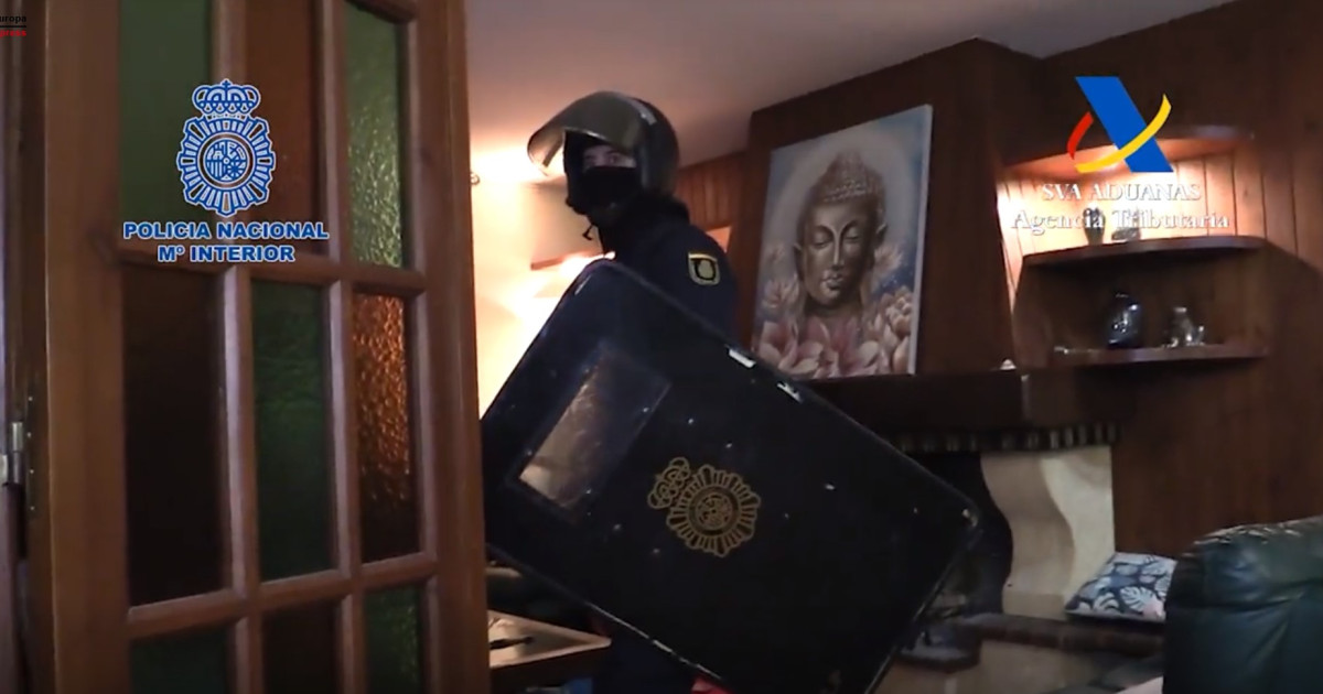 La Policía desbarata el «ritual neochamánico» de una secta en Barcelona