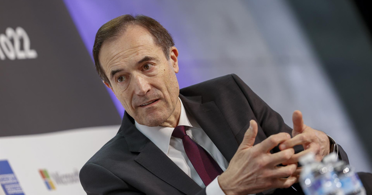 Unicaja Banco acuerda por unanimidad el cese de Manuel Menéndez como ...