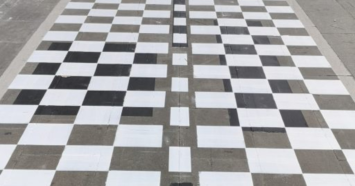 ¿Señales damero: qué significan y cuál es la multa de la DGT por ...