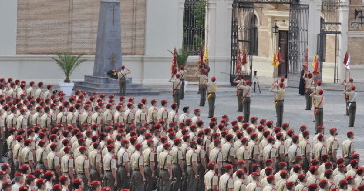 Ejército de Tierra: El milimétrico régimen interno de la Academia ...