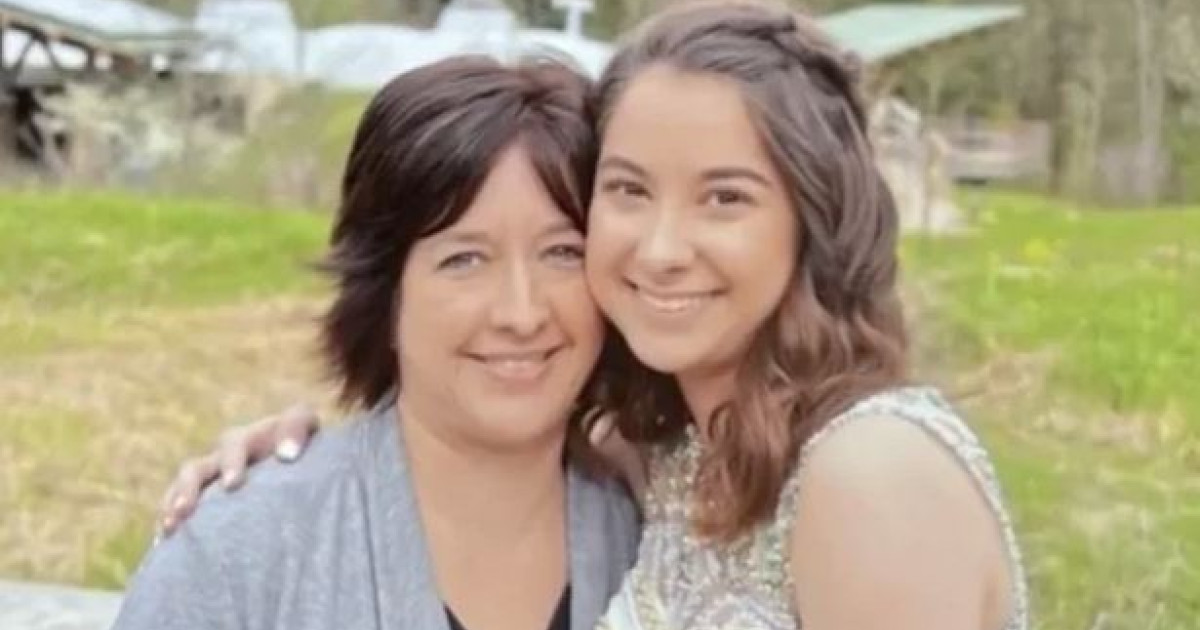 Una joven de 23 años mata a su madre para que no se enterara de su expulsión de la universidad