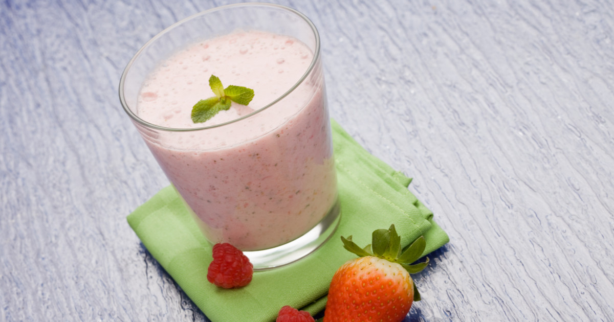 Cómo hacer un batido de frutas para obtener los mayores beneficios