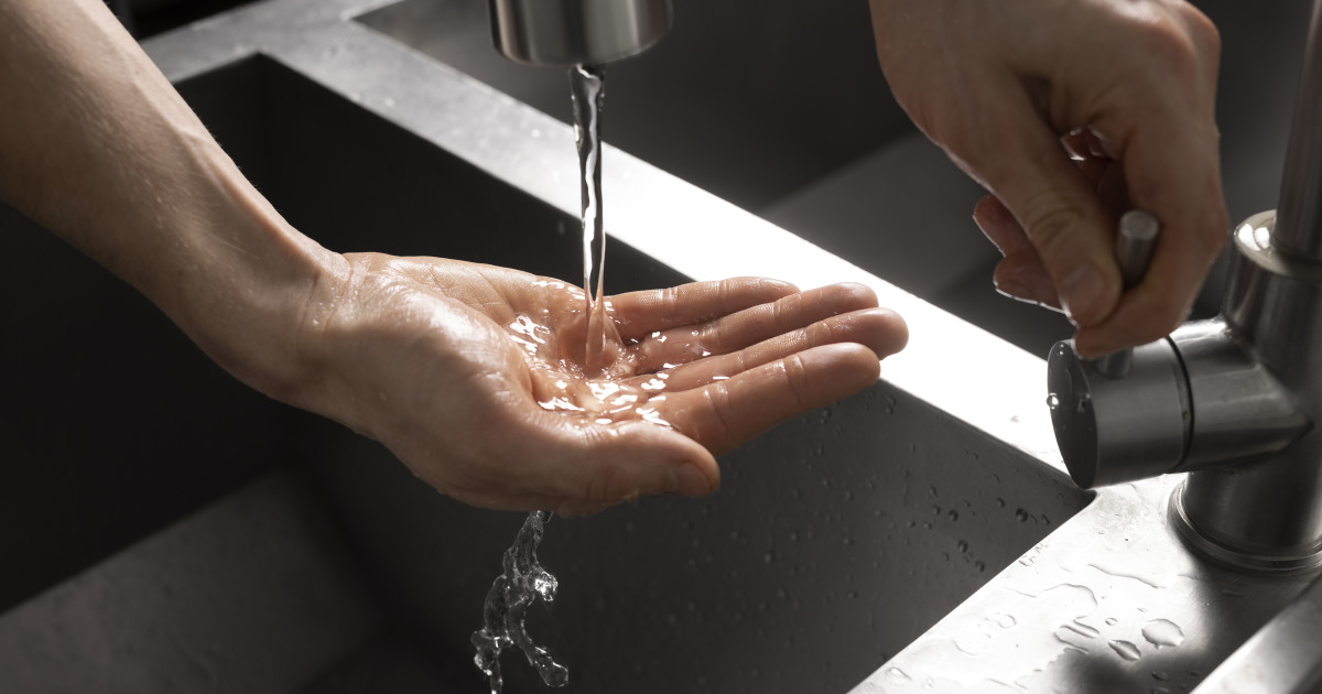 ¿Es bueno beber agua del grifo? Una ingeniera ambiental resuelve esta duda