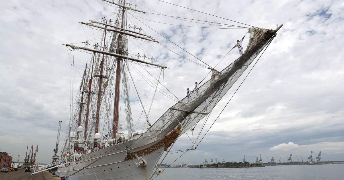 El regalo que nos ofrece la Armada con el Buque Juan Sebastián de ...