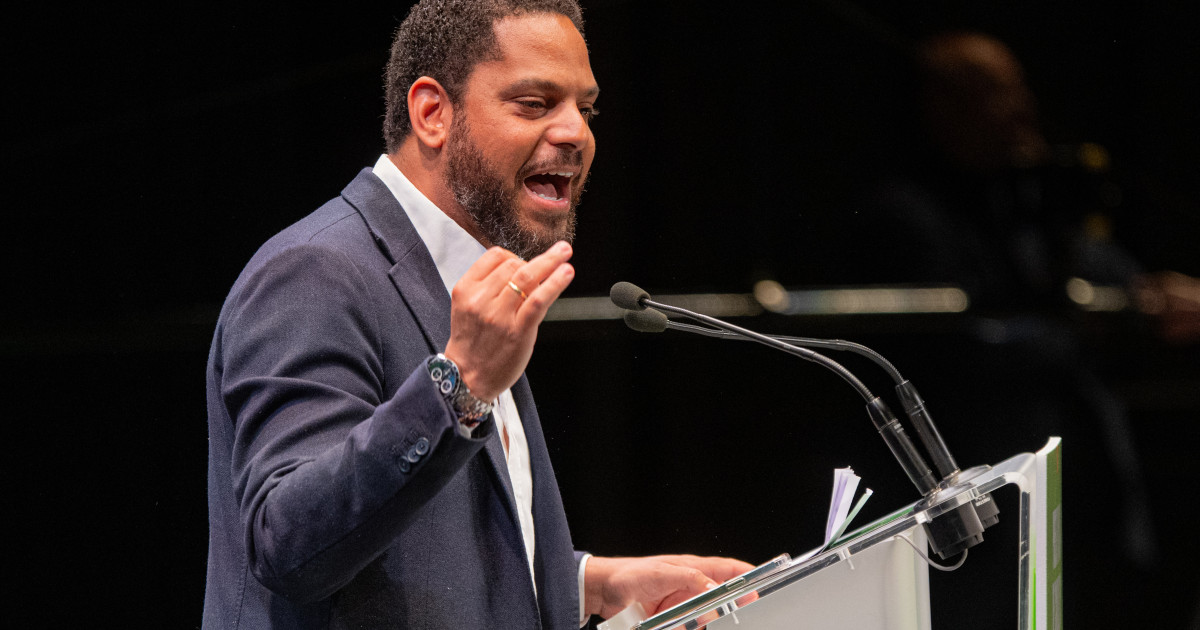 Rueda de prensa de José Antonio Fúster, portavoz nacional de Vox, en ...