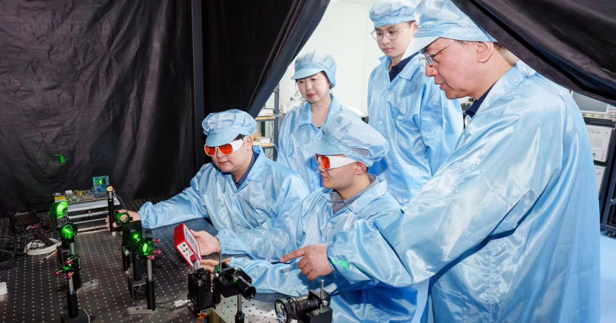 El chip 'Made in China' que imita al cerebro humano con el que podremos ...