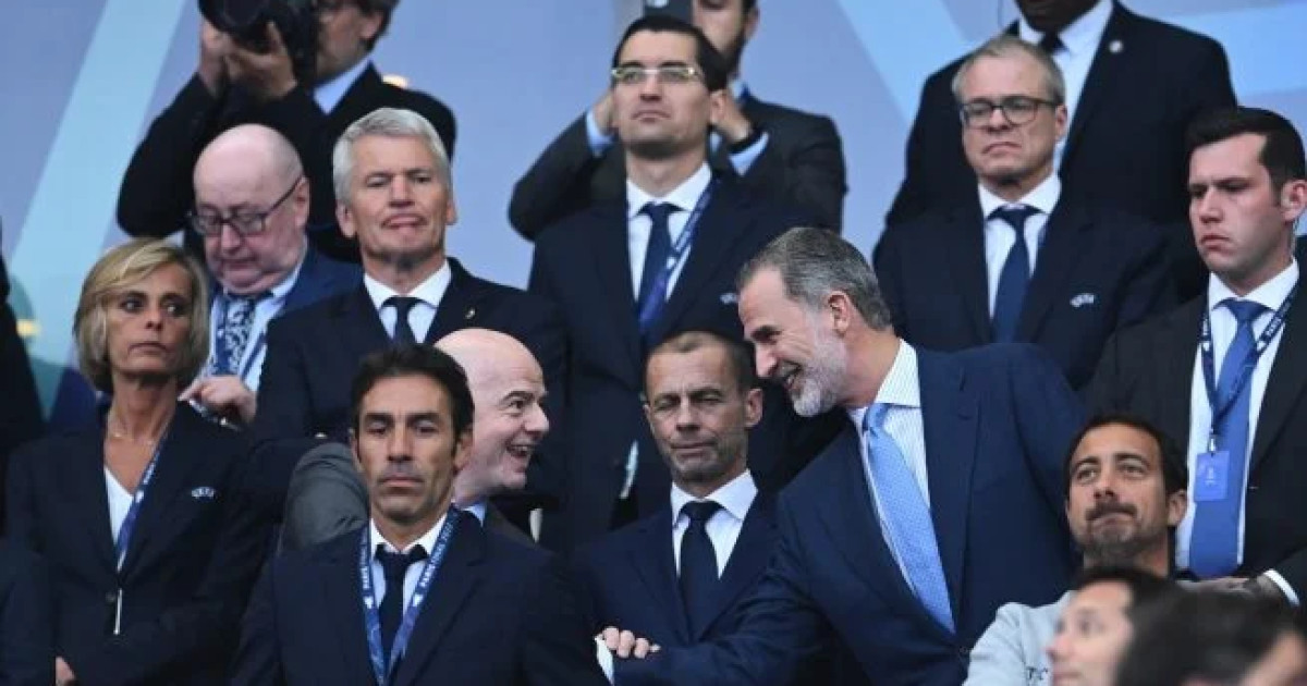 Sánchez vuelve a dar plantón al Real Madrid en una final de Champions