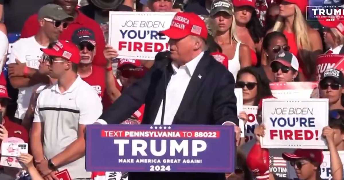 Varios testigos avisaron a la policía que Crooks estaba en el tejado ...