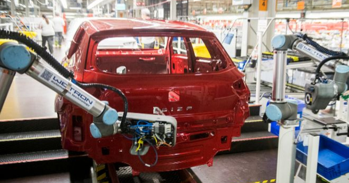 Vox pide oficialmente a Bruselas que no prohíba los coches gasolina y ...